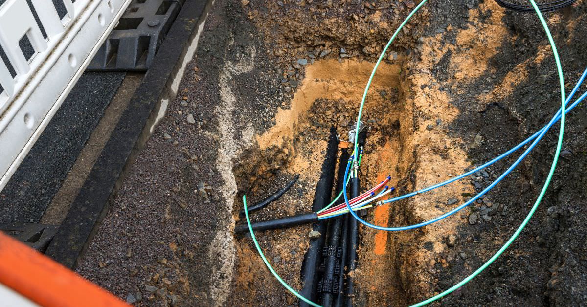 Fibre optic undersea cables. Where, who and how - RocketNet